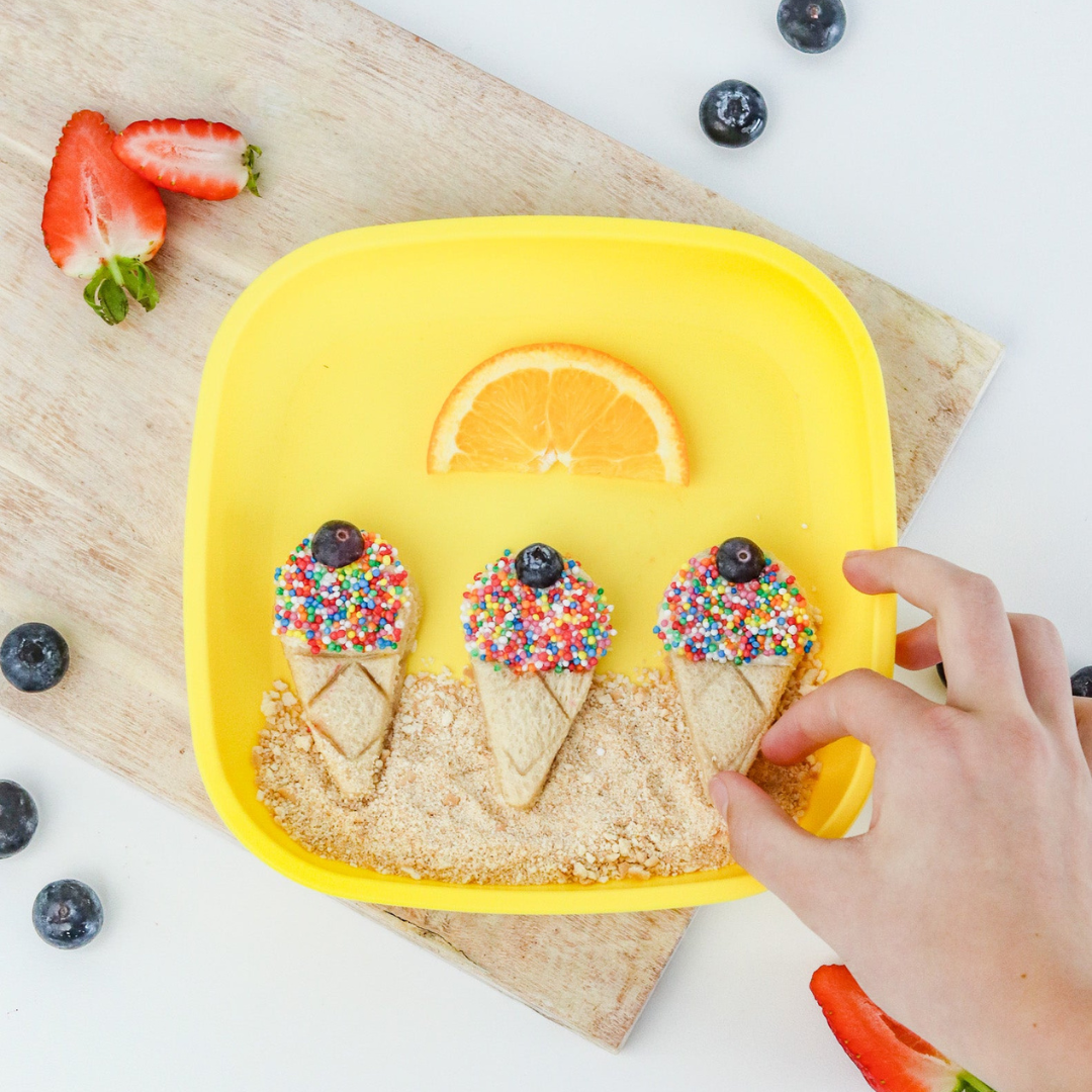 Bright Brands. Lunch Punch Sandwich Cutters - Sweets